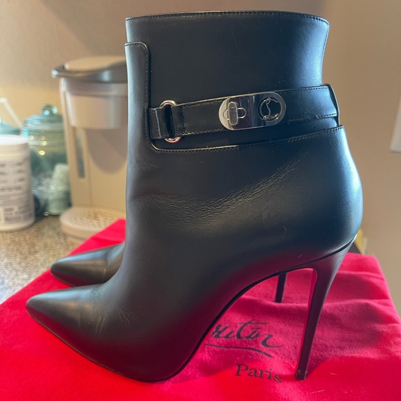 Christian Louboutin | Shoes | Christian Louboutin Lock So Kate Booty 0 ...